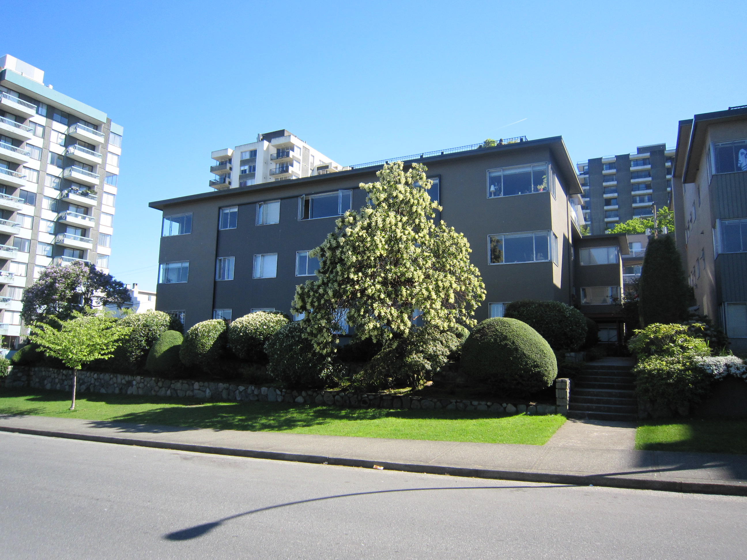 Marine View Terrace - 2350 West 1st Avenue, Vancouver - Goodman ...